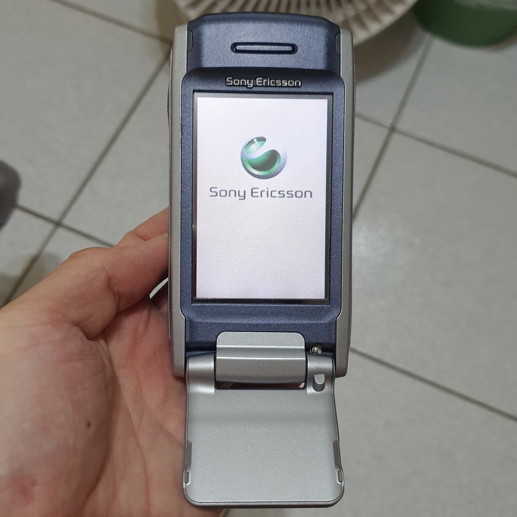 出清經典收藏 外觀新 Sony Ericsson 深海藍色 P900i 法國製 PDA 滾輪 觸控手機 | 蝦皮購物
