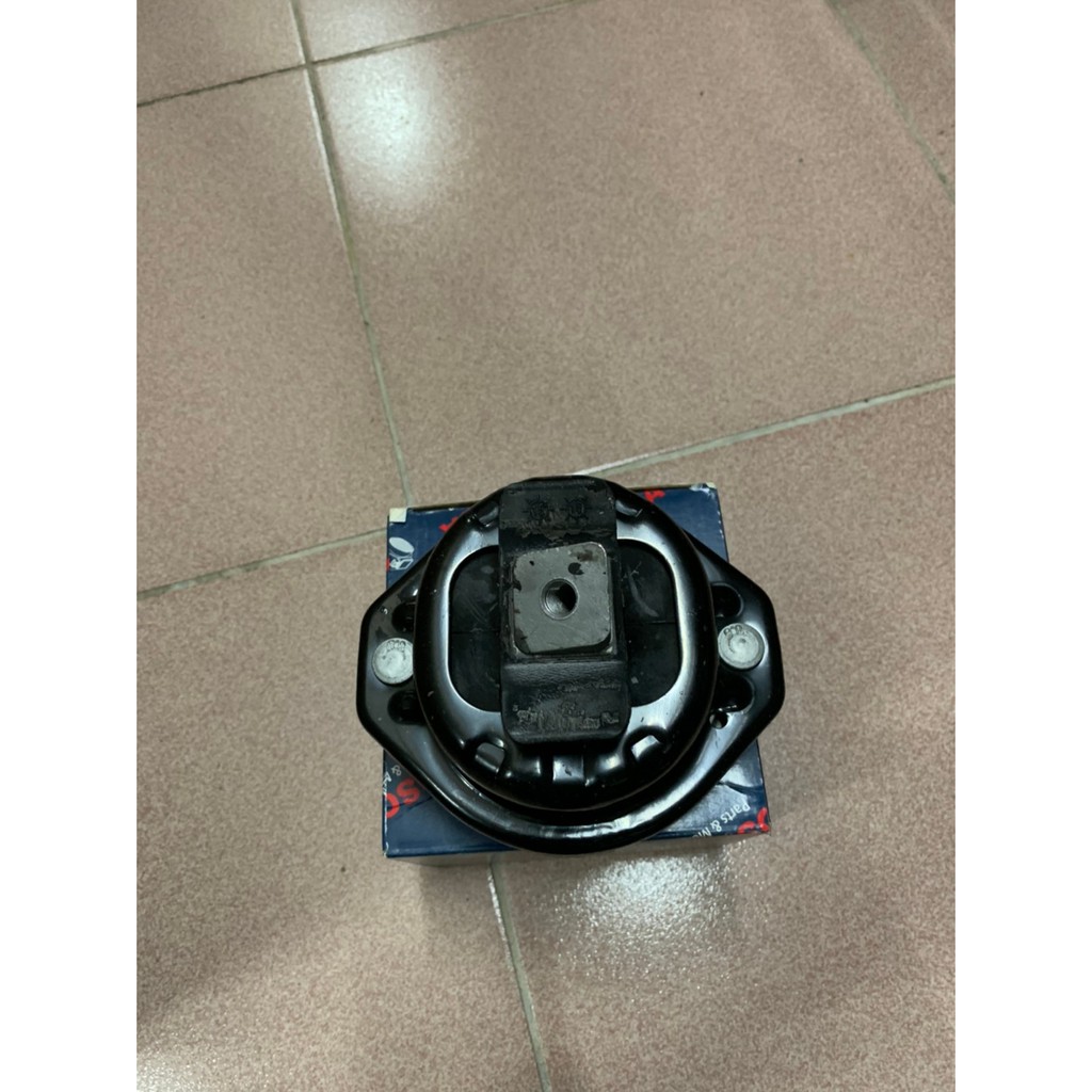 BMW E65 E66 引擎腳/變速箱腳左22116770797右22116770798變速箱腳22316771130 | 蝦皮購物