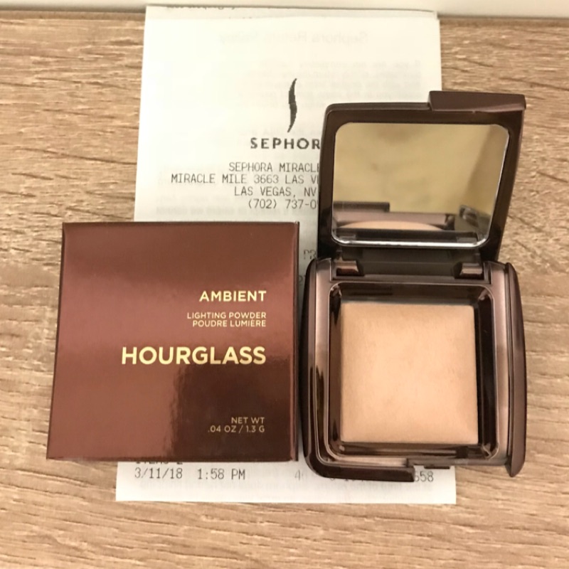 Hourglass Ambient Lighting Powder Luminous Light Travel Size | Shelly ...