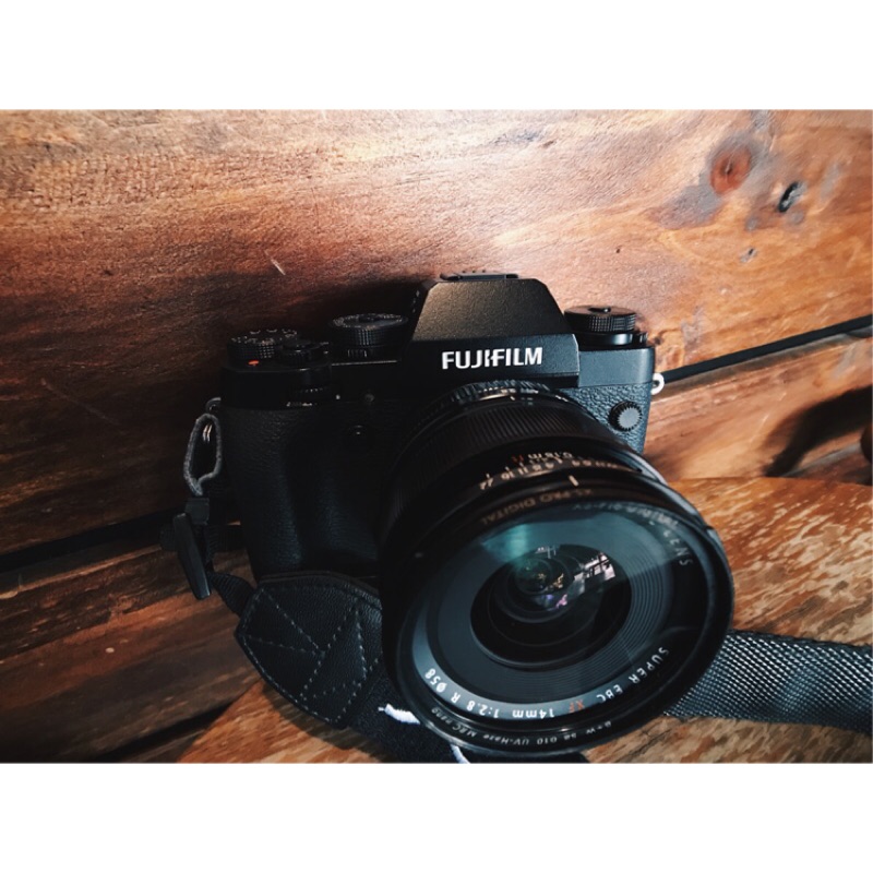 富士 Fujifilm X-T1 XF14 VG-XT1 整組賣 盒裝完整 可換底片機 | 蝦皮購物