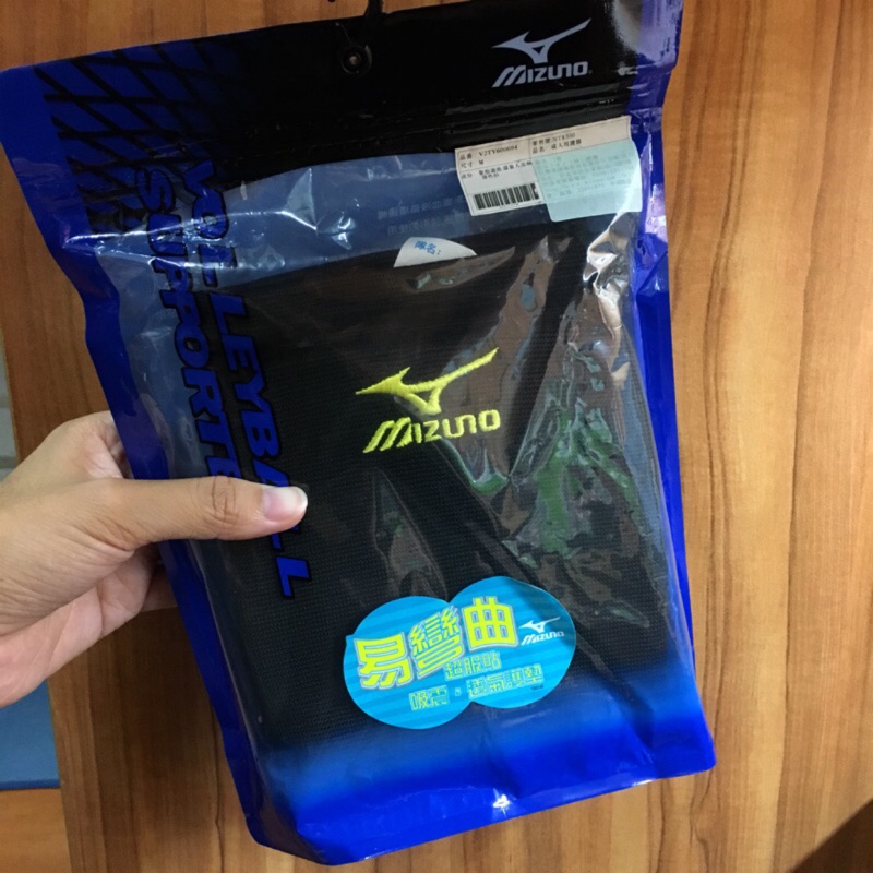 【二手】美津濃護膝—M號 | 蝦皮購物