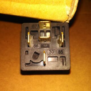 8970634411 一路發 小燈繼電器 發電機用 8970609260 8970609261 | 蝦皮購物