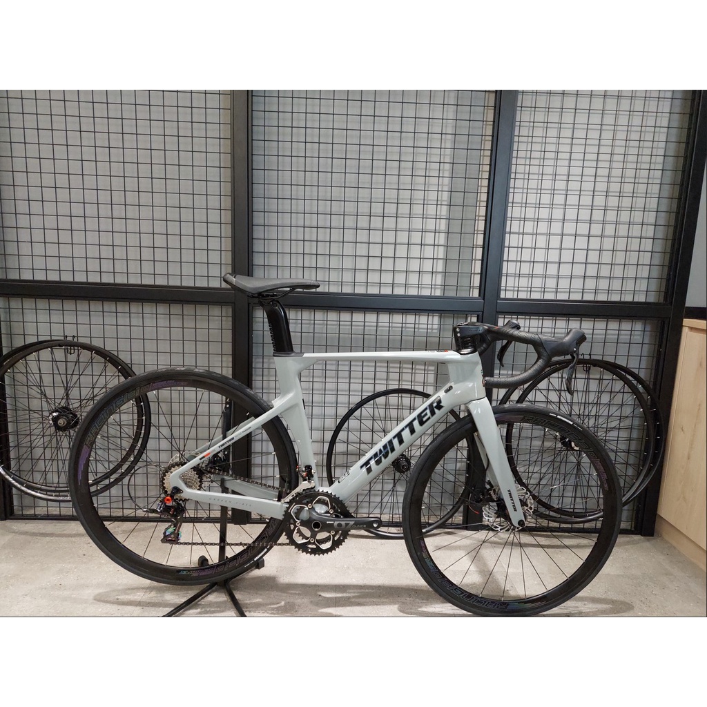 【FANCYCLE】Twitter R10 Carbon bike 碳纖公路車 碟煞版/Rs 24 Speed/水泥色 | 蝦皮購物