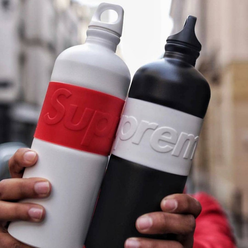 Supreme water bottle store