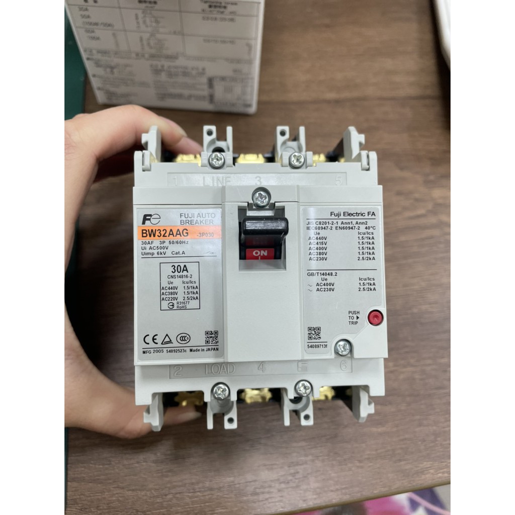 【現貨】富士FUJI無熔絲開關BW32AAG斷路器 3P 30A | 蝦皮購物