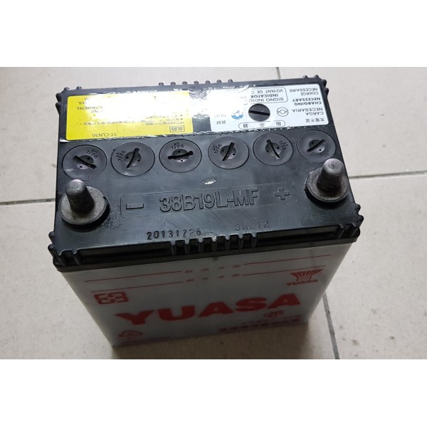 (二手中古電池) YUASA 38B19L-MF 汽車電池 數值漂亮，品項優 FIT 大發 TERIOS 小悍馬 | 蝦皮購物