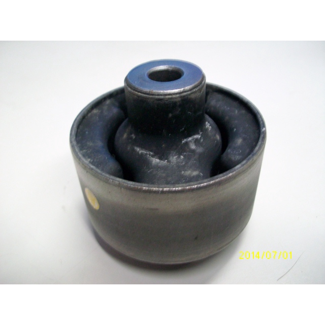 【久大】MITSUBISHI 三菱 LANCER 菱帥 01- 牛膽/工字樑鐵套 MR-519127 | 蝦皮購物