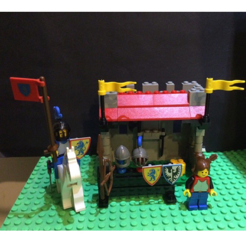 LEGO樂高經典絕版城堡系列6041 Armor Shop防具店二手稀有品 | 蝦皮購物