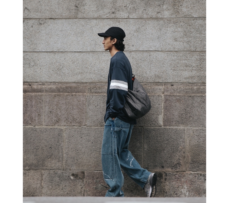 B-SIDE OFFICIAL ONLINE STORE, 線上商店 | 蝦皮購物