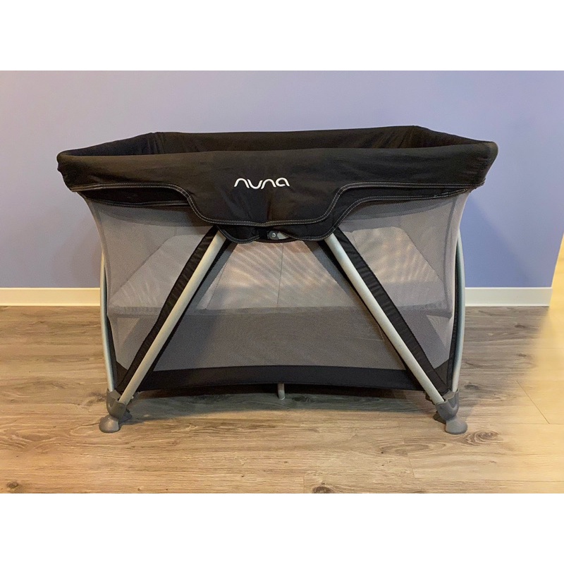 黑色nuna遊戲床 二手狀況佳 | 蝦皮購物