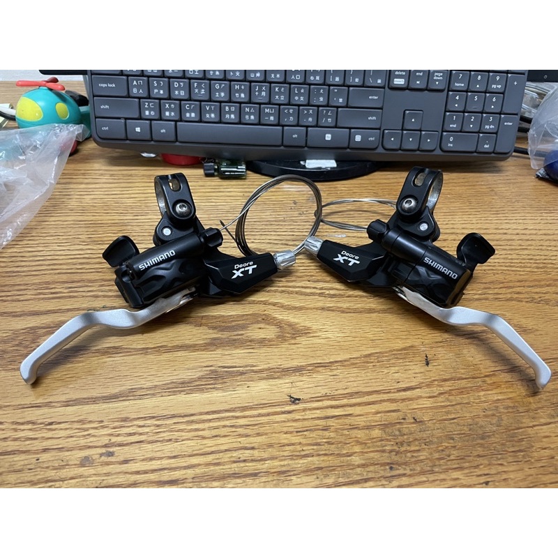 免運費～SHIMANO Deore XT ST-M770 XT變速把手 27速 一體式 XT變把 V夾 XT變速器 | 蝦皮購物