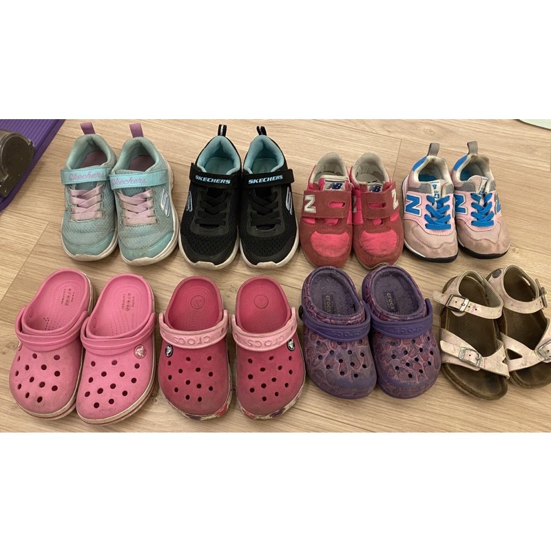 Skechers crocs new balance 二手童鞋 | 蝦皮購物