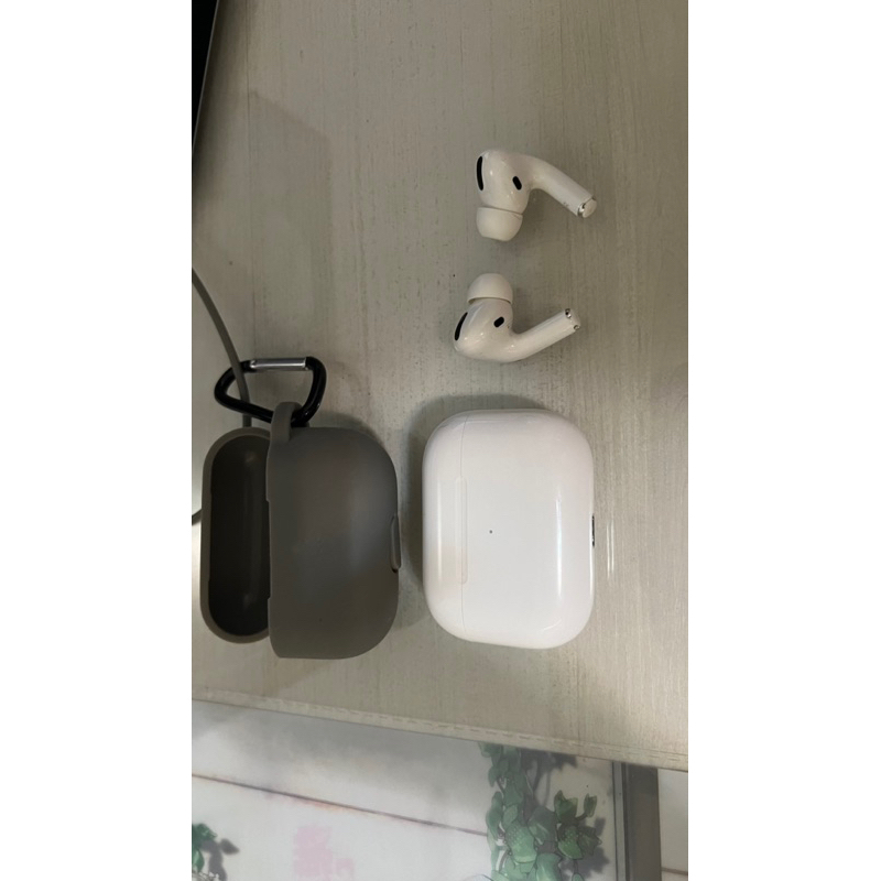 airpod pro（一代二手） | 蝦皮購物
