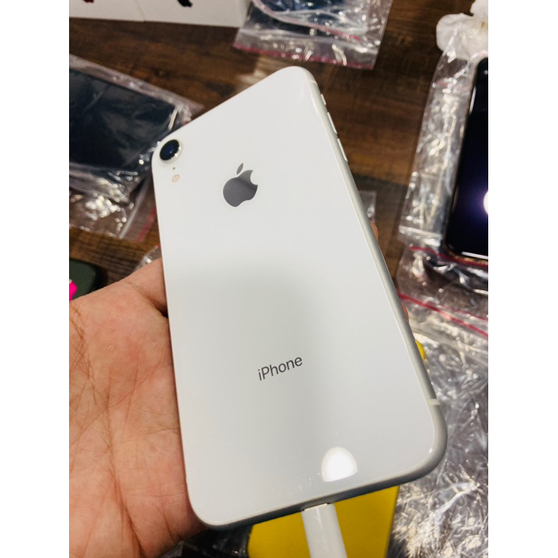 オンラインプロモーション 美品 iPhoneXR 64GB 白色 スマートフォン本体家電・スマホ・カメラアップルスマートフォン/携帯電話 | registro.alianzaverde.org.co