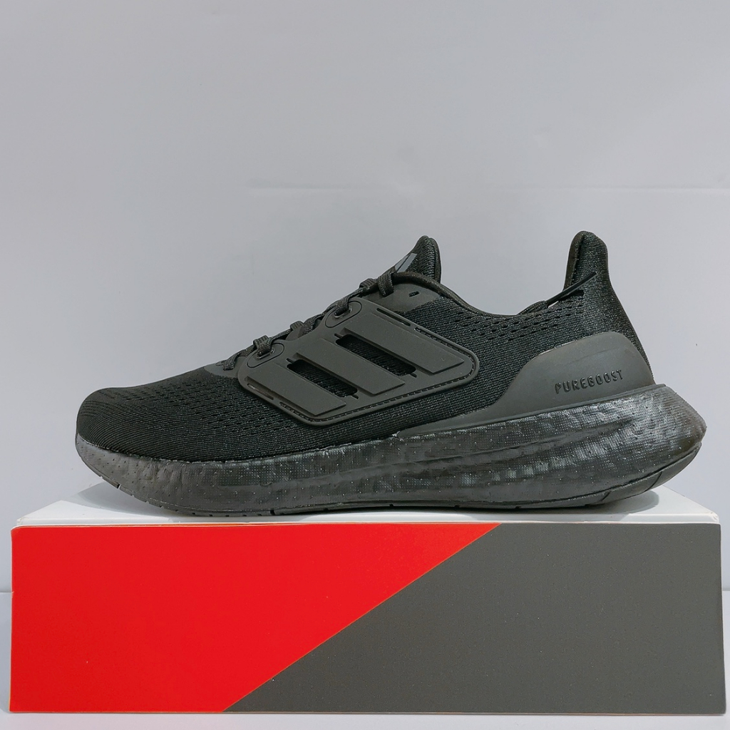 adidas寬楦慢跑鞋的價格推薦 - 2025年1月| 比價比個夠BigGo