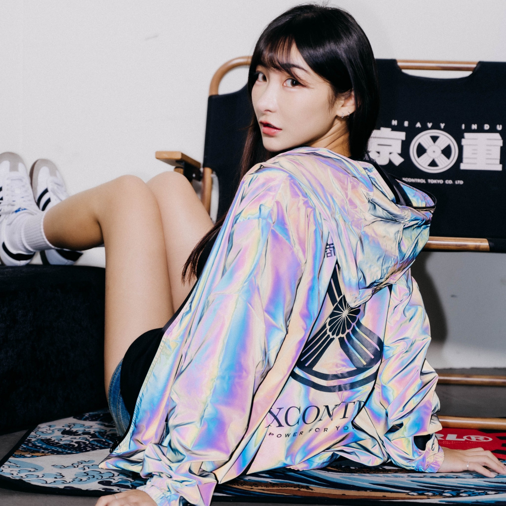 xctrl 極道御紋五彩反光外套的價格推薦 - 2025年8月 | 比價比個夠BigGo