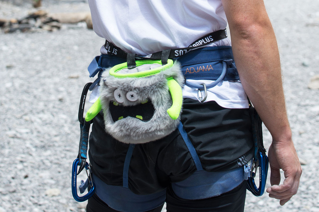 【8BPLUS 奧地利】怪物造型攀岩粉袋 - Donald #101030｜攀岩 抱石 怪物粉袋 腰包 - TrailCorner萬勁戶外 - iOPEN Mall