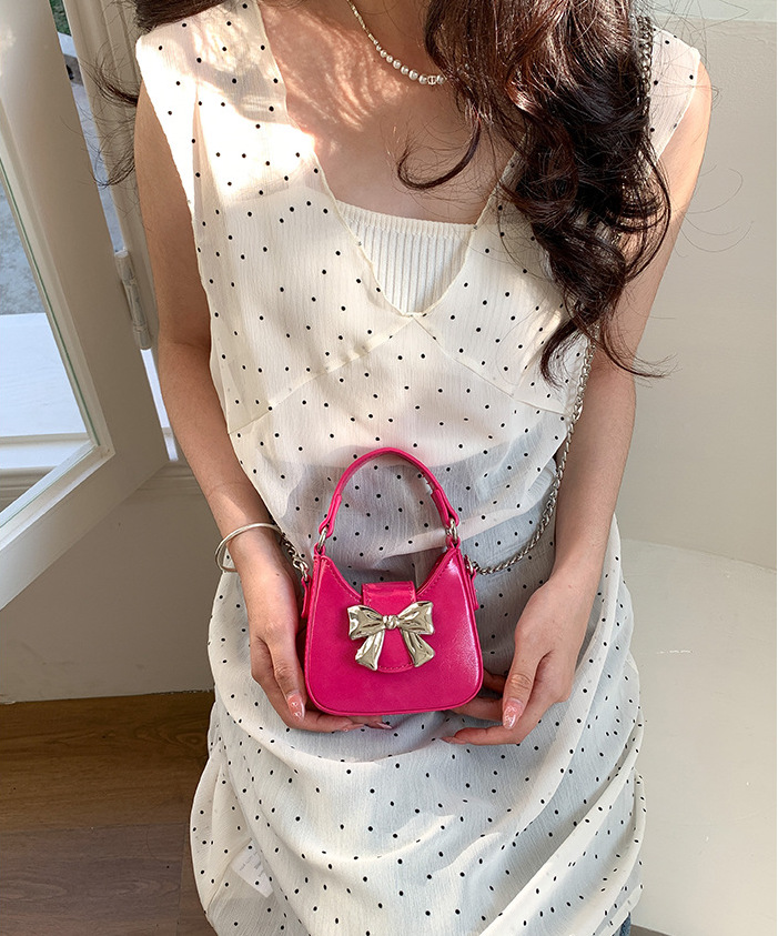 在最美好的年紀，記得浪漫一點A5277韓國ins蝴蝶結鏈條/手提方包 迷你包 小方包 鍊條包 斜跨包 手提包 磁扣包 - BE’KIND ...