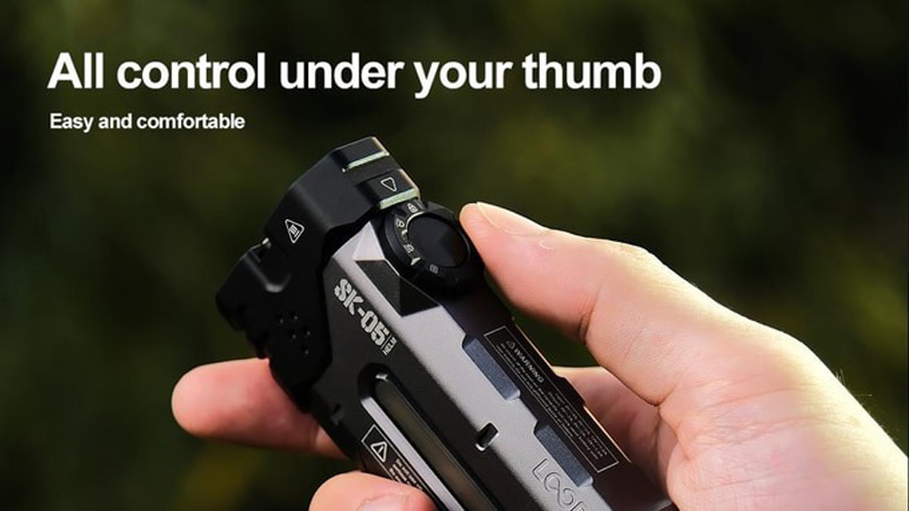 LOOP SK05 PRO 最大輸出4360流明恆流 4合1 EDC手電筒 聚泛光 七彩RGB 露營 - PChome 24h購物